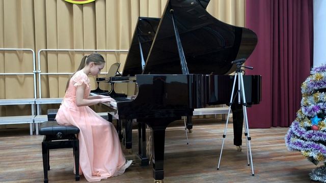 И.С. Бах - ХТК 1 часть "Прелюдия и фуга ре минор". Исполняет Орлова Александра (8 класс)