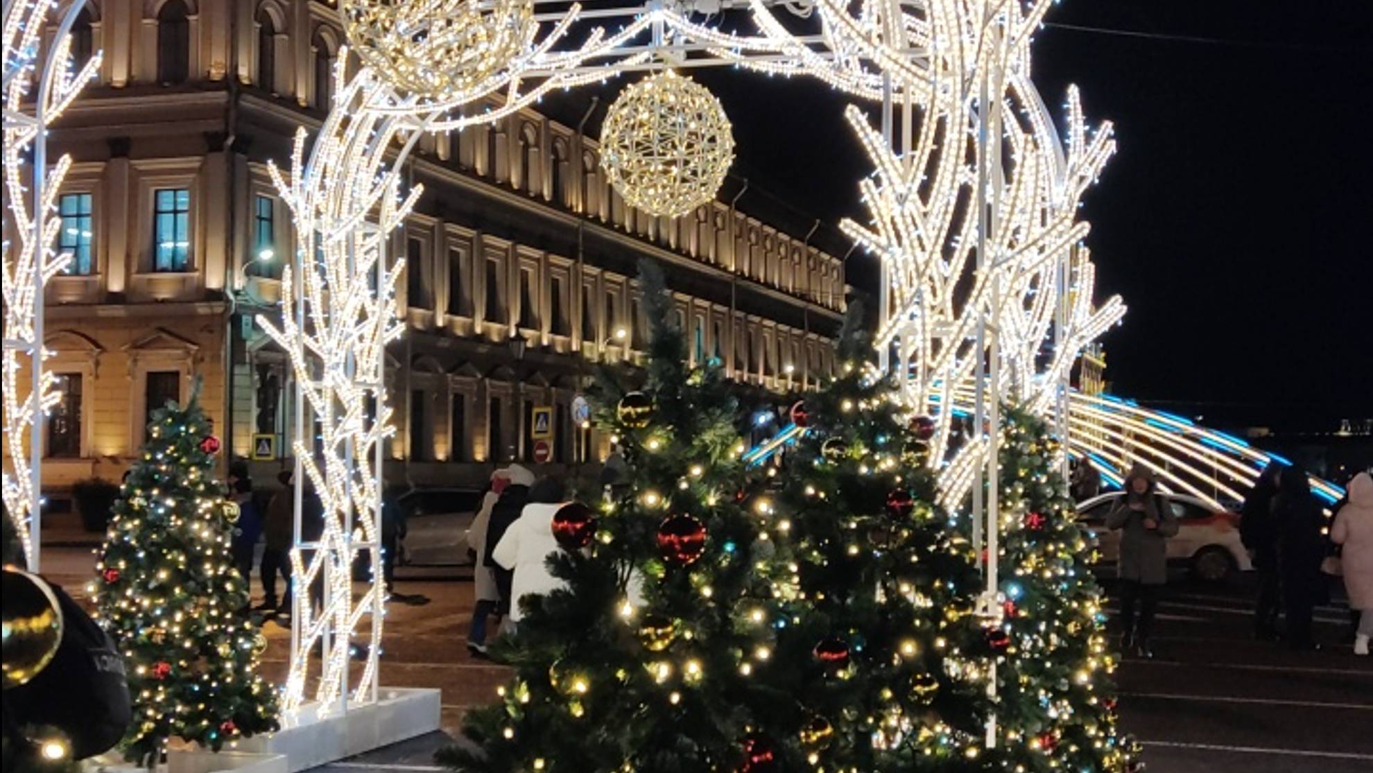 Новогодний Петербург