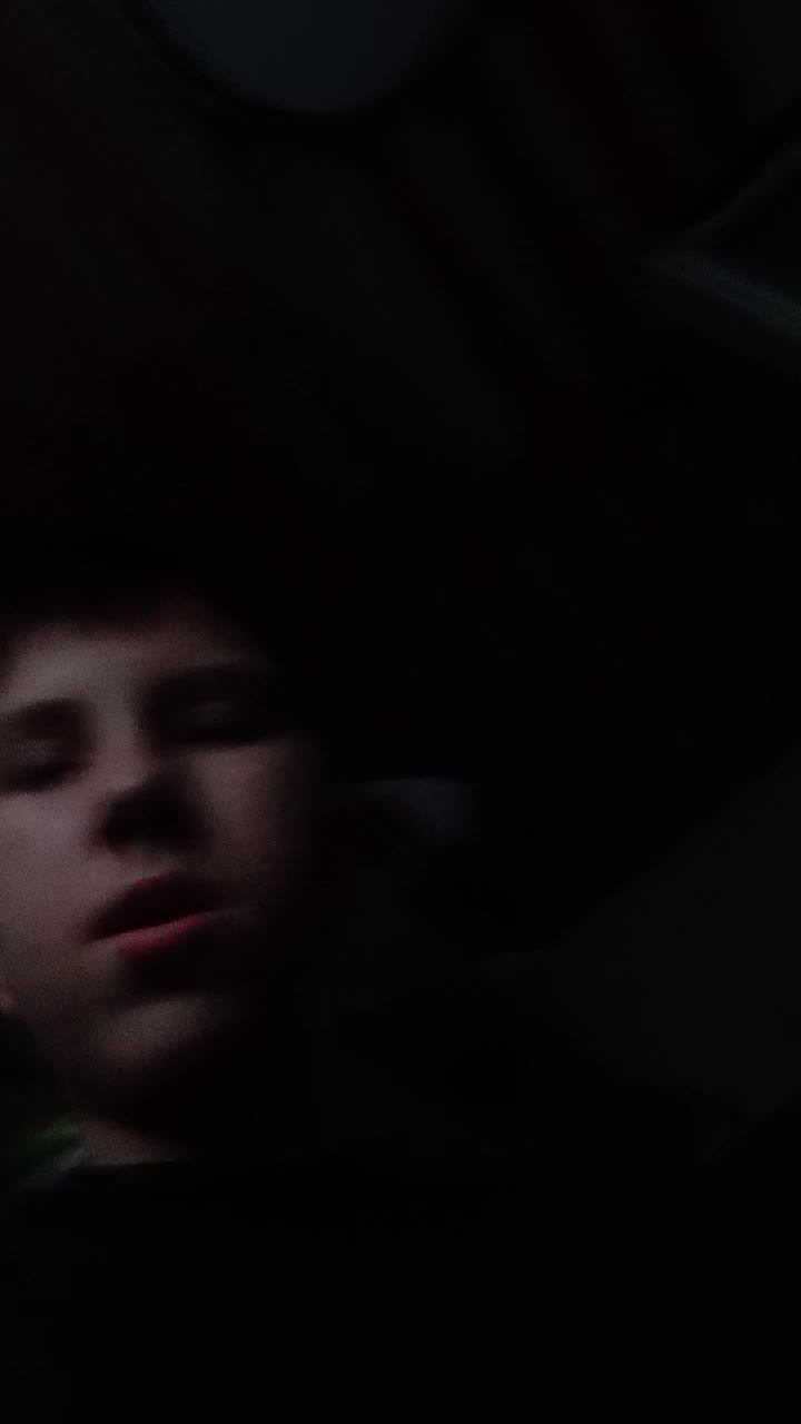 Новогодние задания выполняю за подписку на канал