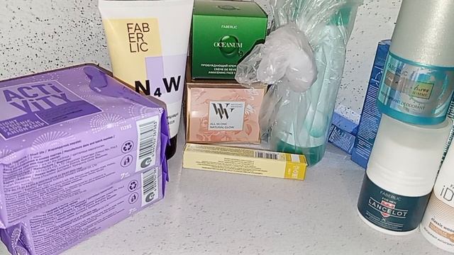 Новый аромат покорил мне сердце/ Помада- огонь/Сияющий крем -бомба/Global oxygen скидка - не скидка.