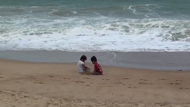 Наш отель и гриль на пляже!Нячанг.Вьетнам