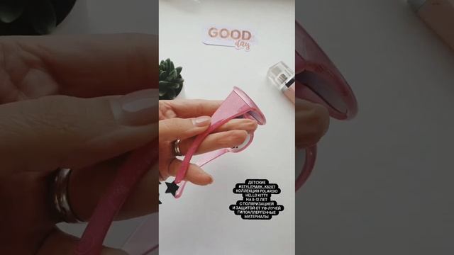 Солнцезащитные очки детские Polaroid Hello Kitty K6207B_1