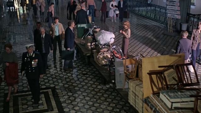 ЭК и ЭП в фильме "Вокзал для двоих" 1982