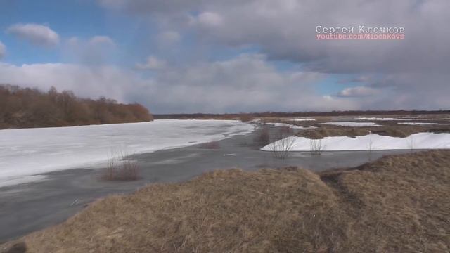 Старый город Мокша весной cover тема дороги