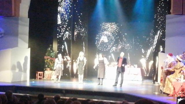 Браво артистам! Праздничный концерт. 31декабря 2024г. Театр "Зазеркалье"