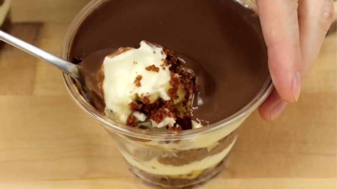 ТРАЙФЛ с кремом  Пломбир!