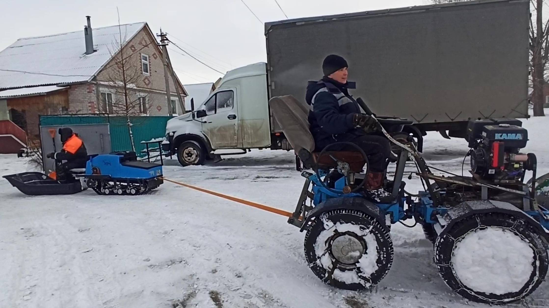 Экстремальная эвакуация "Бурлачка" мото-толкачем "Полюс"