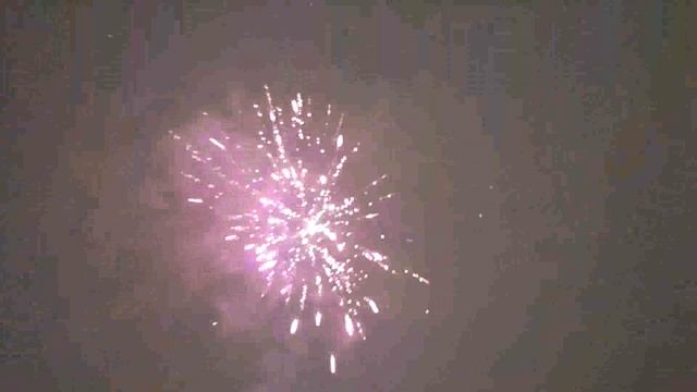 Первые минуты Нового года. Ночь фейерверков. Новая Москва. ЖК Испанские кварталы