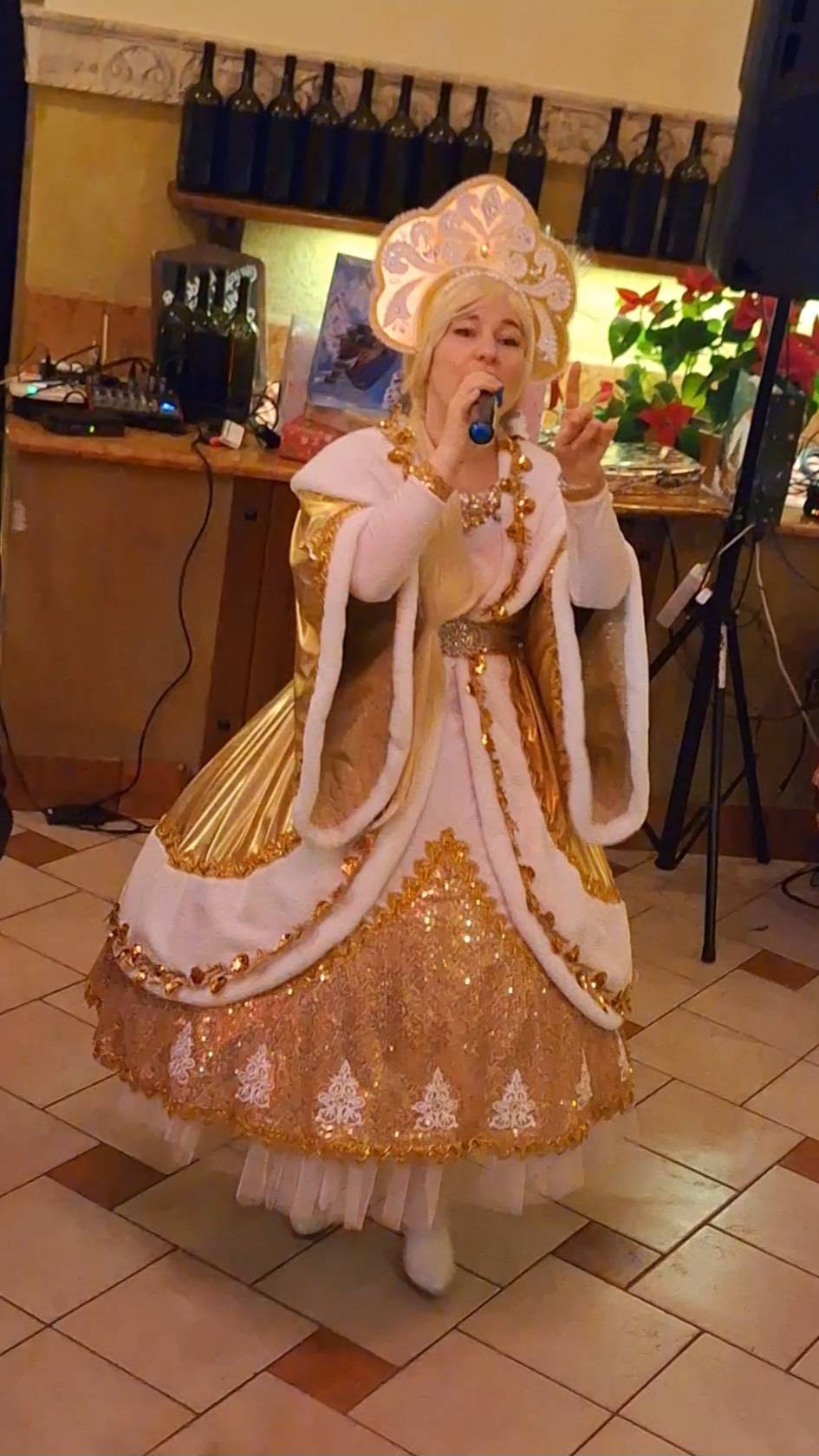 Встреча Нового Года 2025  в ресторане Мама Рома. Весело, дружно, музыкально, танцевально!..