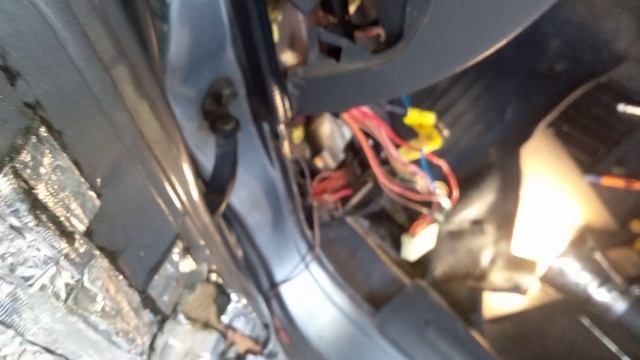 сигнализация на стеклоподьемники,антиремонт.