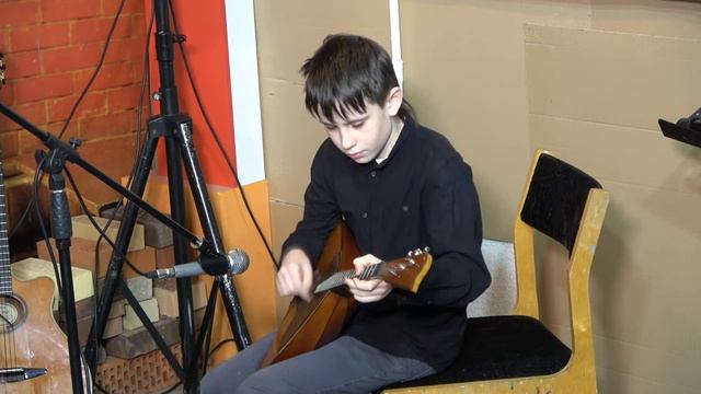 05 Удмуртский танец - Елисей Бабушкин