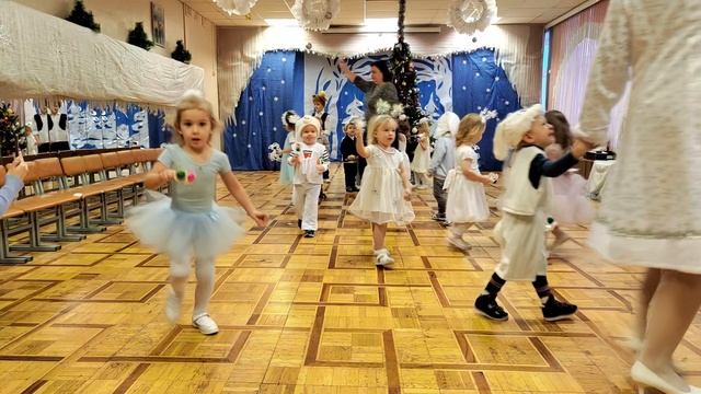 2022-12-19. Утренник в детском саду. 1А-Я. Школа №1411.