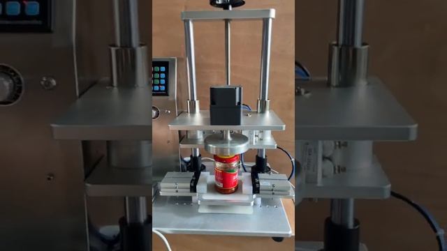 Машина для укупорки крышек ТВИСТ