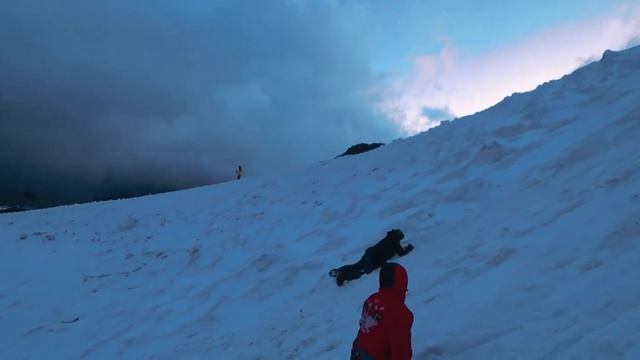 Восхождение на Эльбрус 2022 с Юга. Сделал предложение на вершине, камера на штрафы на Эльбрусе.