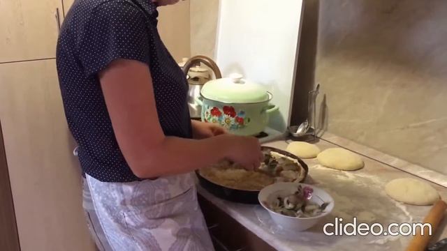 Пирог с судаком и капустой