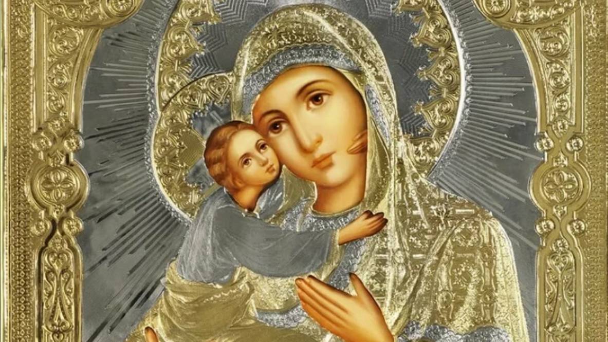 "У иконы чудотворной" - стихи о вере, надежде и любви - поэт Нина Игнатова