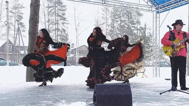 Цыганский танец "Шел мэ версты" Сергей Иванов и цыганский коллектив "Экспромт". Цыганский ансамбль.