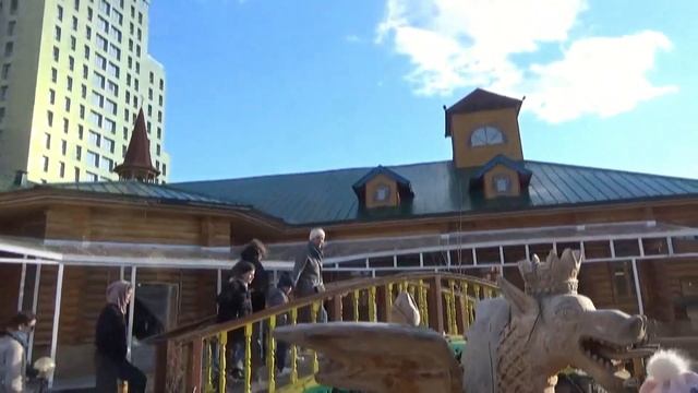 Санкт Петербург Перелёт в Казань - Пешая Прогулка по Казани - 2022 - Часть 1