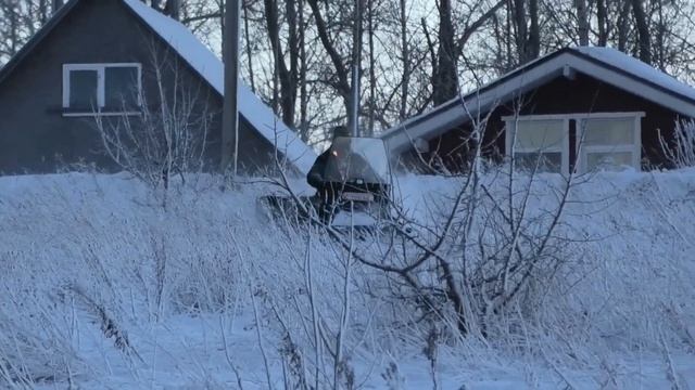 Катаем две гусеницы в горки  Устойчивость поражает. Мототолкач Ураган Спарка 1520