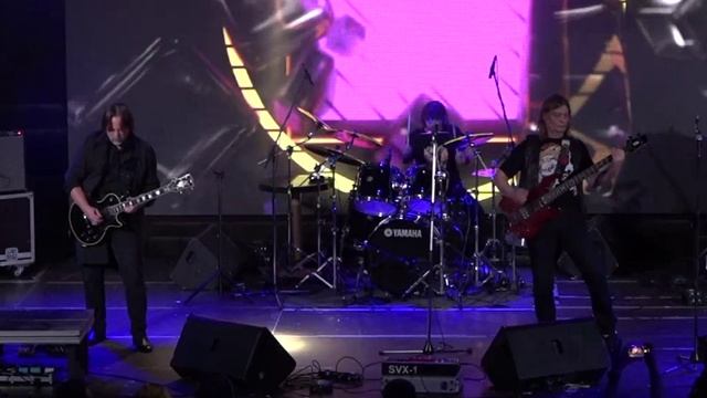 Демарш. Ты будешь первым.  Арбат- холл