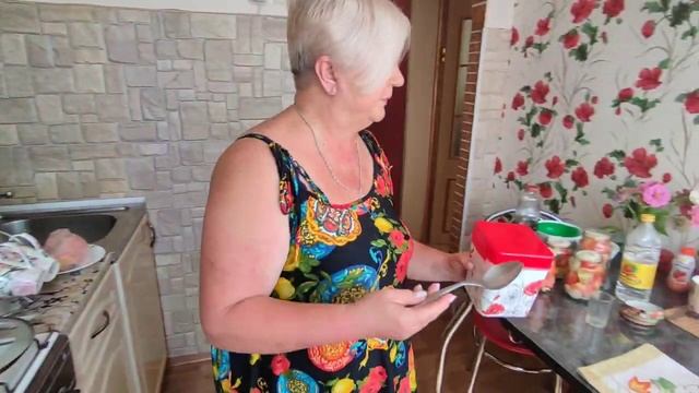 Нехитрый рецепт 🍅🍅🍅, которые мы едим 🥄🥄🥄