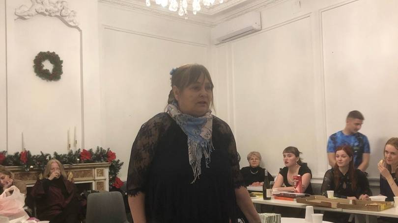 Людмила Осокина читает кофейные стихи