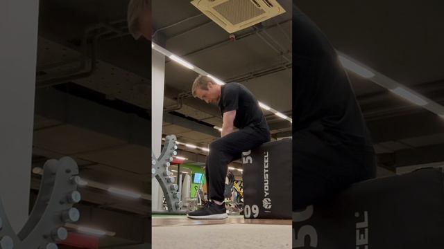 Экстензии грудного отдела сидя