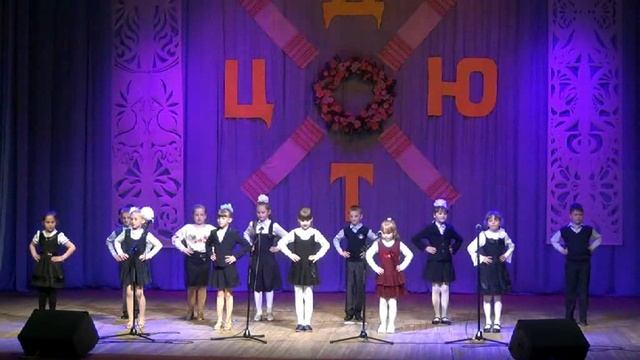 Выступление кружка английского языка