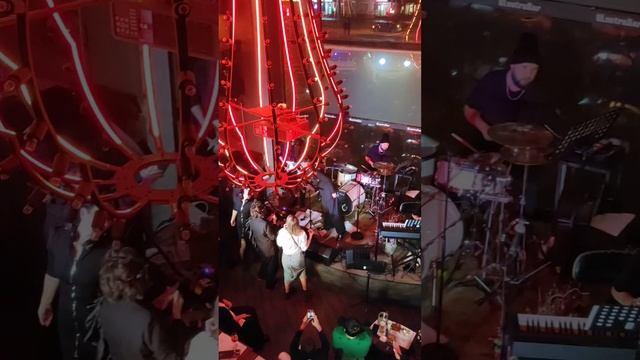 Emma M/ Чистые глаза / Концерт в день рождения