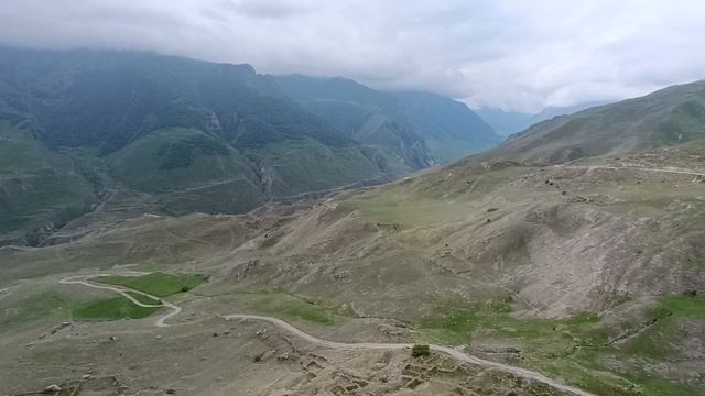 Панорама рядом с Безенгийским языком тролля, 09.06.24