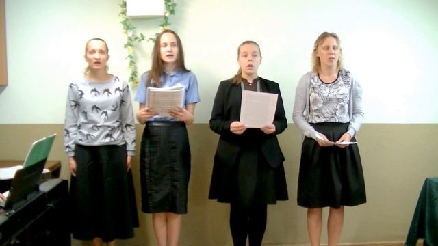 Один молится Христос
