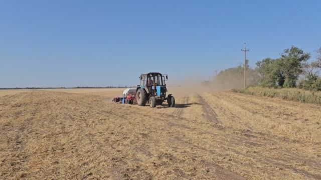 РА - 3.11 отменяет какие либо затраты на подготовку почвы под посев! А это в среднем 40 000 руб/га.