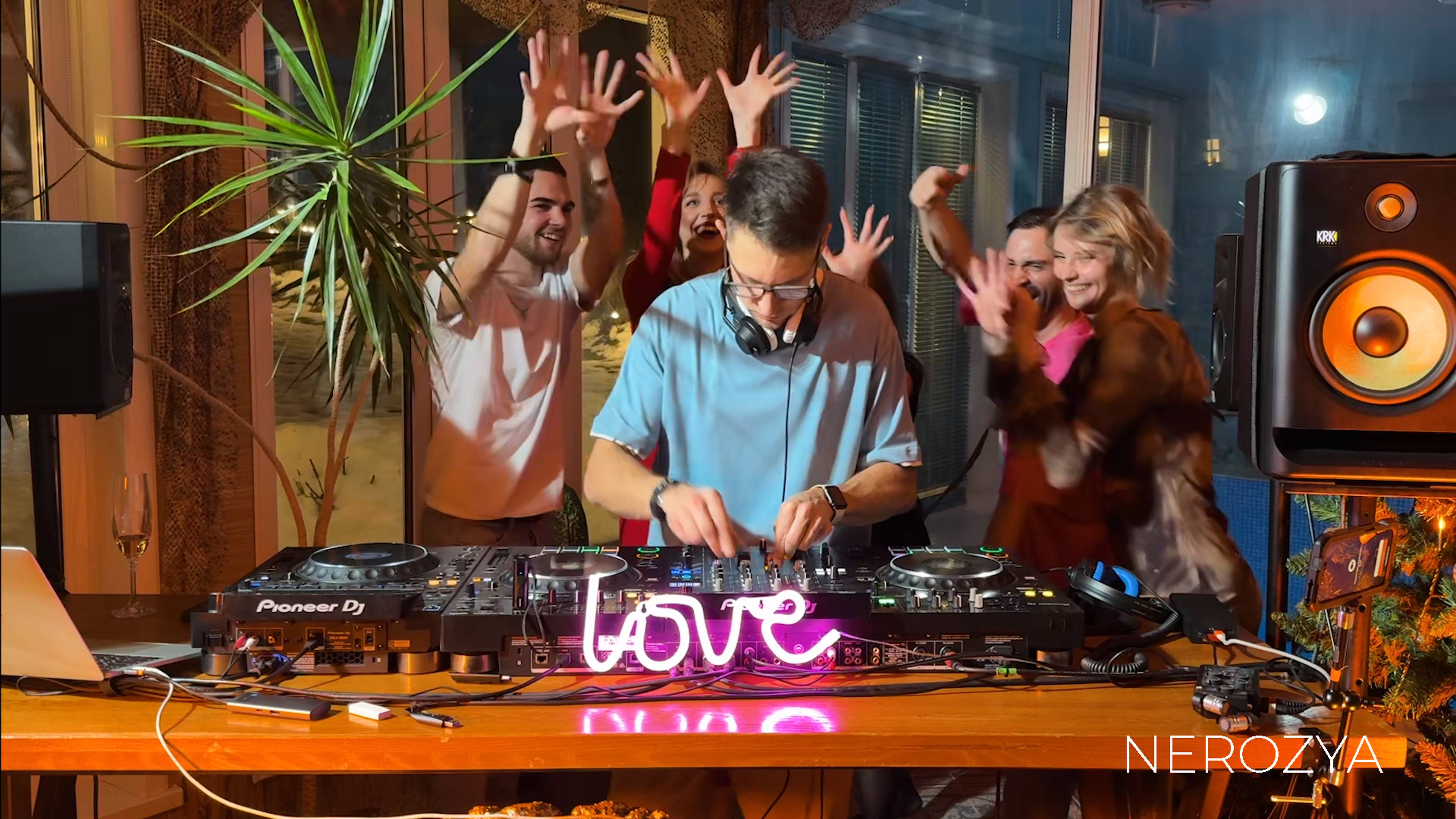 Nerozya - Revold Project DJ Set New Year 2025 (House Mix)