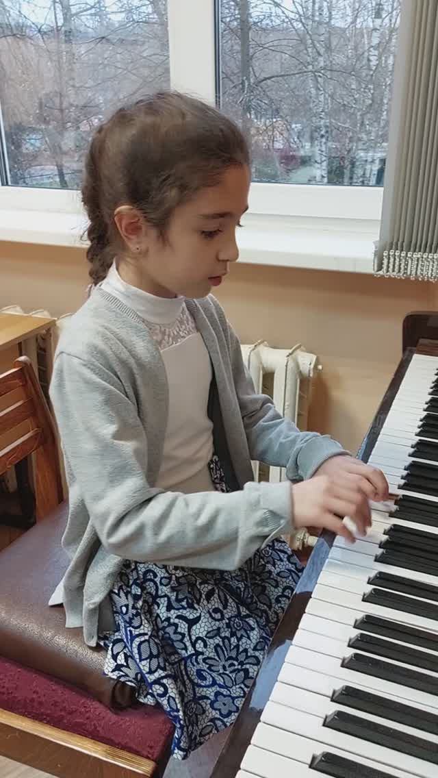 Сольф. №5 из сб.Калм. и Фр. Григорян Гаянэ 1кл.