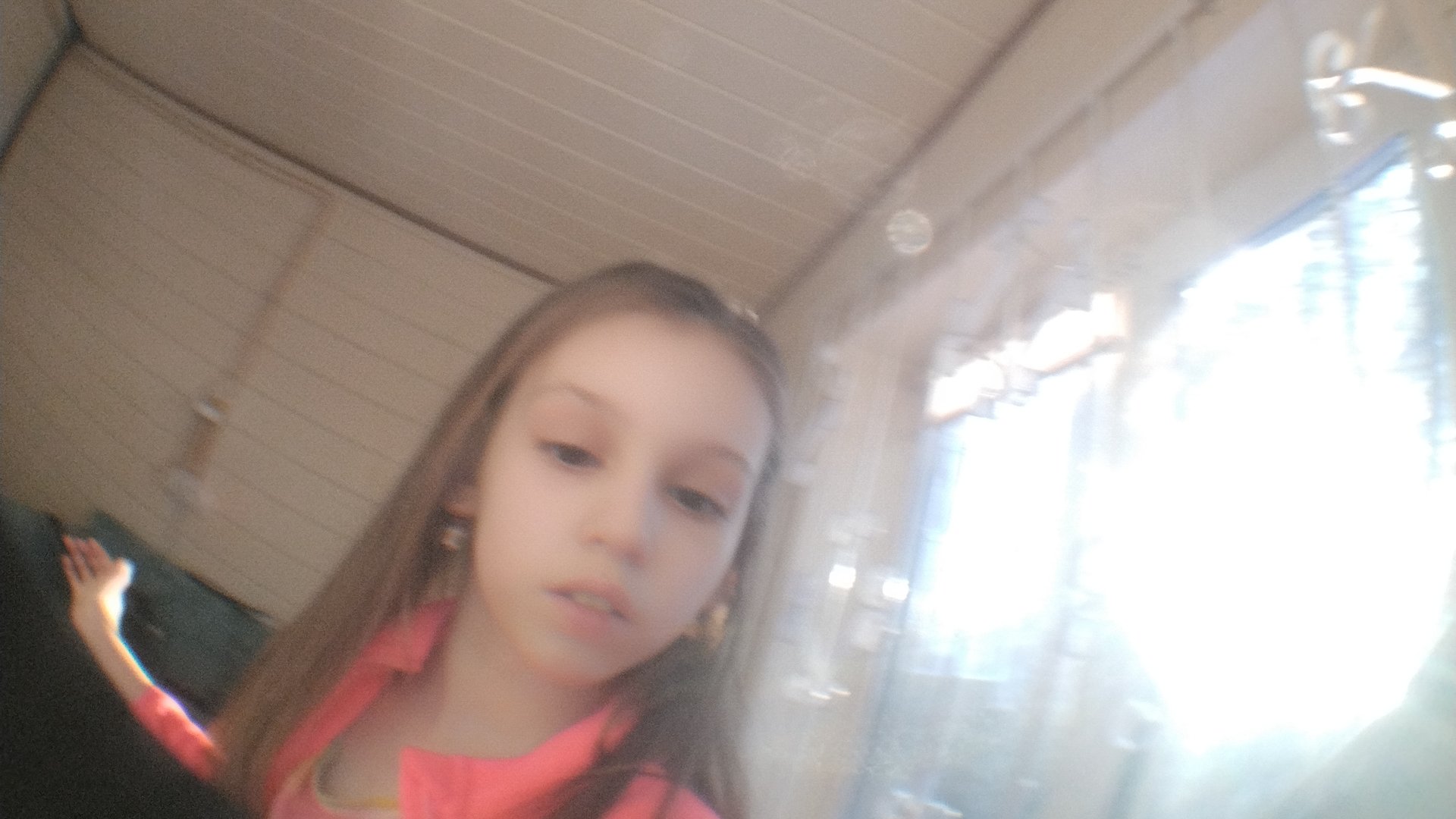 . вызвали момо в 3 часа ночи ☠️ она выключила свет 💡