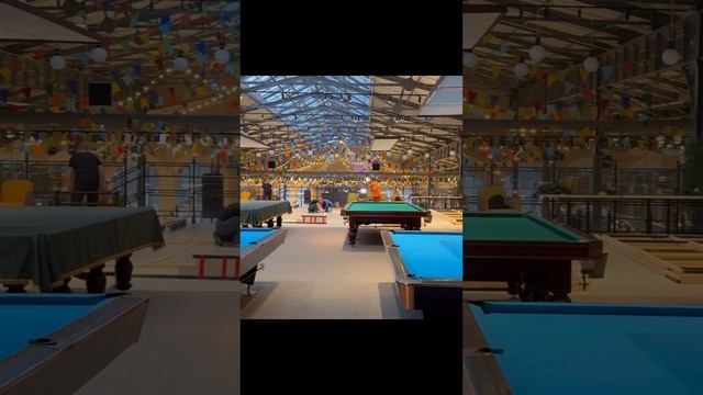 Более 300 кухонь мира, кинотеатр, бильярд, игровые аппараты, музей всё в одном месте Vokzal 1853