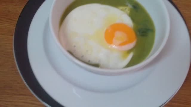 Зелёненький суп из шпината