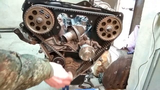#nissan #wd21 #pathfinder #terrano #VG30 11я часть сборки мотора vg30 установка выпуска