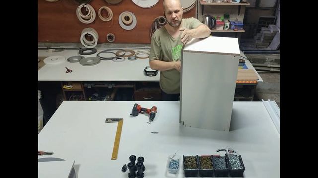 Сборка распашного модуля (корпуса) в нижнюю базу кухни