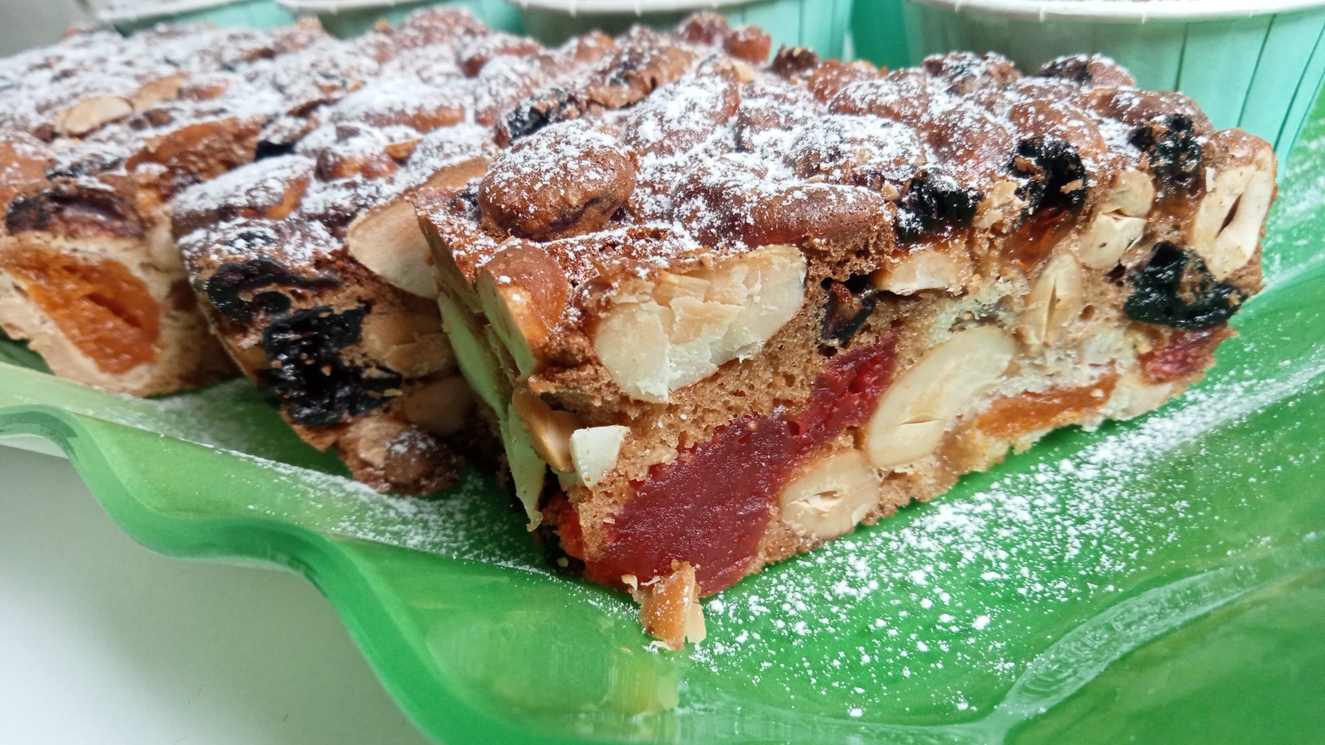 Рождественский кекс с сухофруктами и орехами