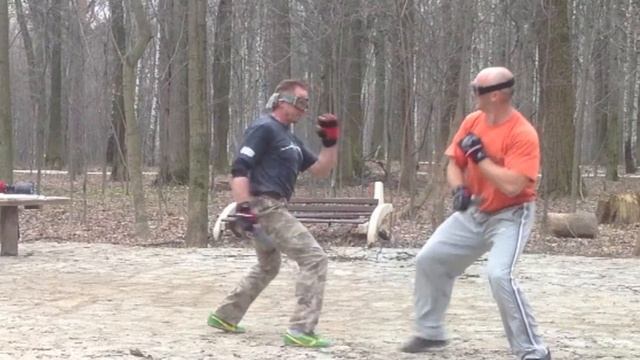 knife fighting 24/04/13