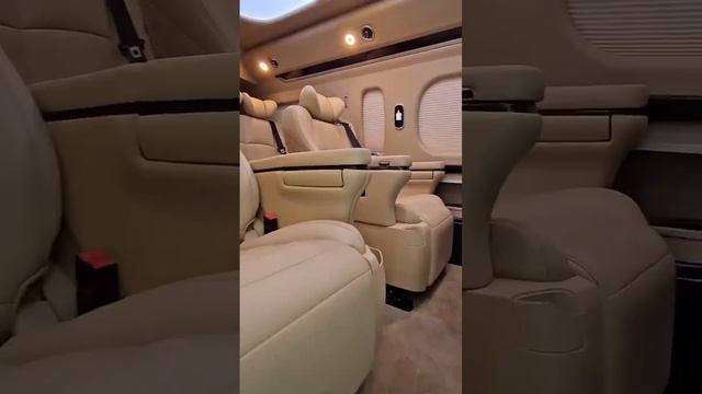 Toyota Hiace Luxury Edition- Модель 2025. Даже с собственным сортиром.