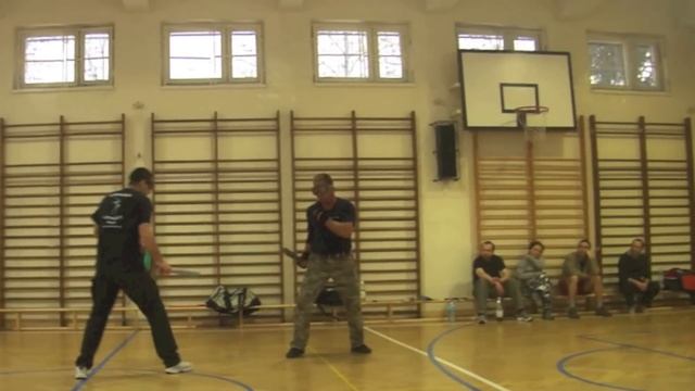 Tactics ACT, luring the enemy retreat