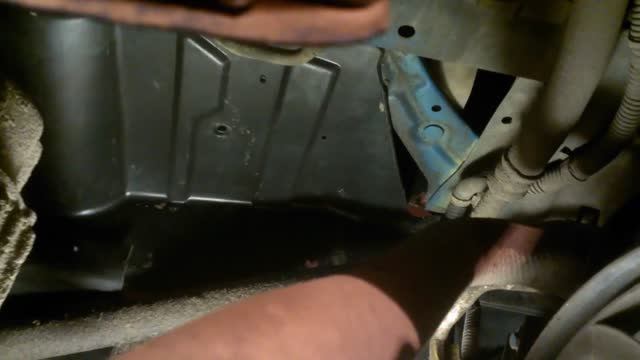 Пыльник двигателя левый CHEVROLET АВЕО