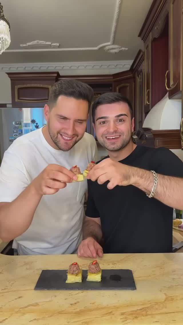 ТАРТАР ИЗ ГОВЯДИНЫ НА ГРАТЕНЕ