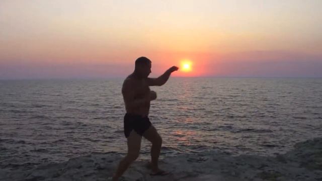 Удары по солнышку