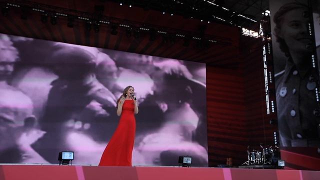 Наталия Иванова - Бессмертный полк (п. 2020)