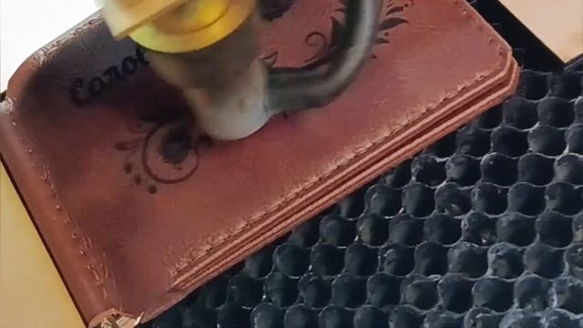 Гравировка по коже