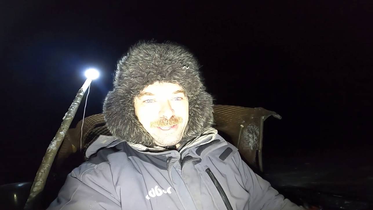 Рыбалка. Ловкость рук и никакого мошенничества. Налим на джиг.