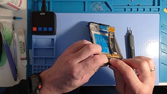 Замена дисплейного модуля на раме Samsung A23